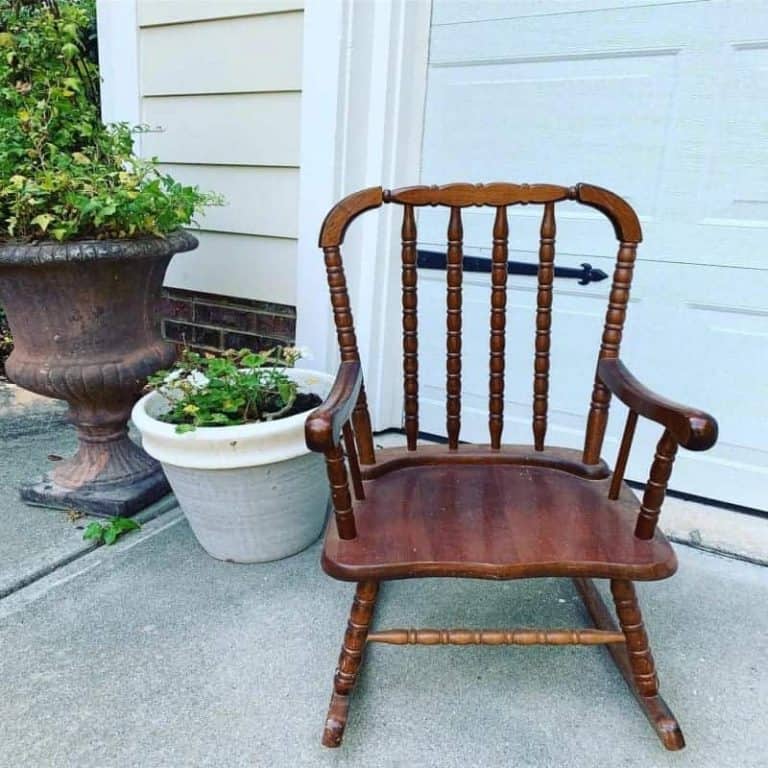 Antique Rocking Chair: Identification, Valuation, And Buying Guides