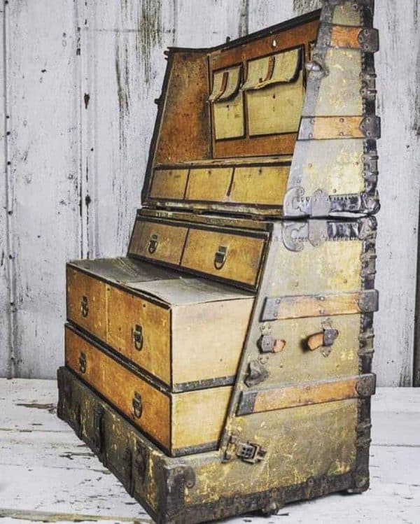 Antique Trunks: Identifying, Valuing And Buying (With Pictures) - VIP ...