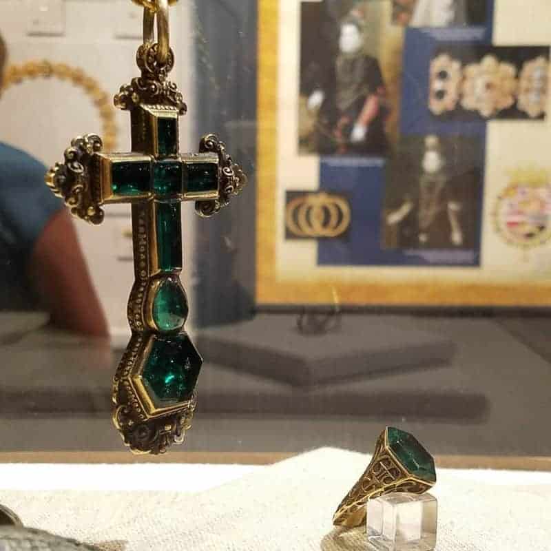 The 9 Expensive & Most Valuable Artifacts in the World